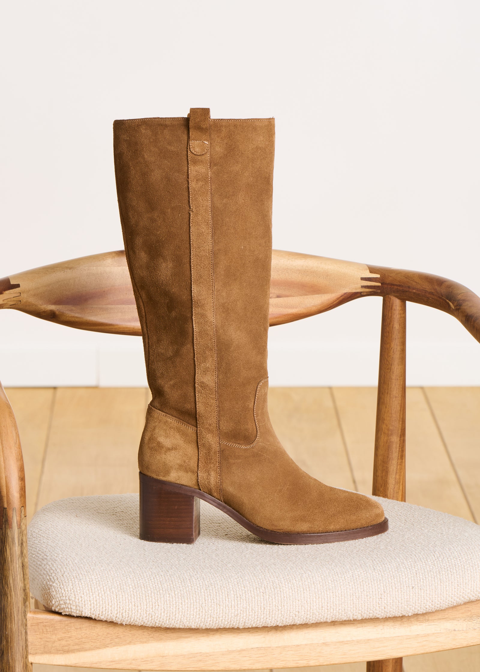 Bottes marron à talons en cuir - La Fée Maraboutée