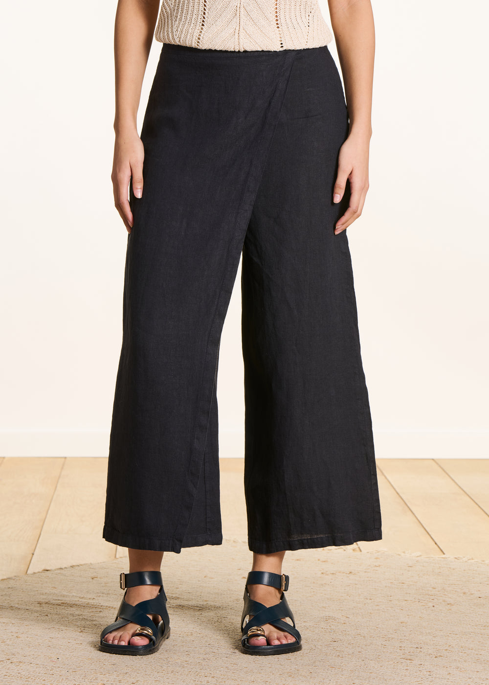 Pantalon large 7/8ème bleu foncé en lin avec pan - La Fée Maraboutée