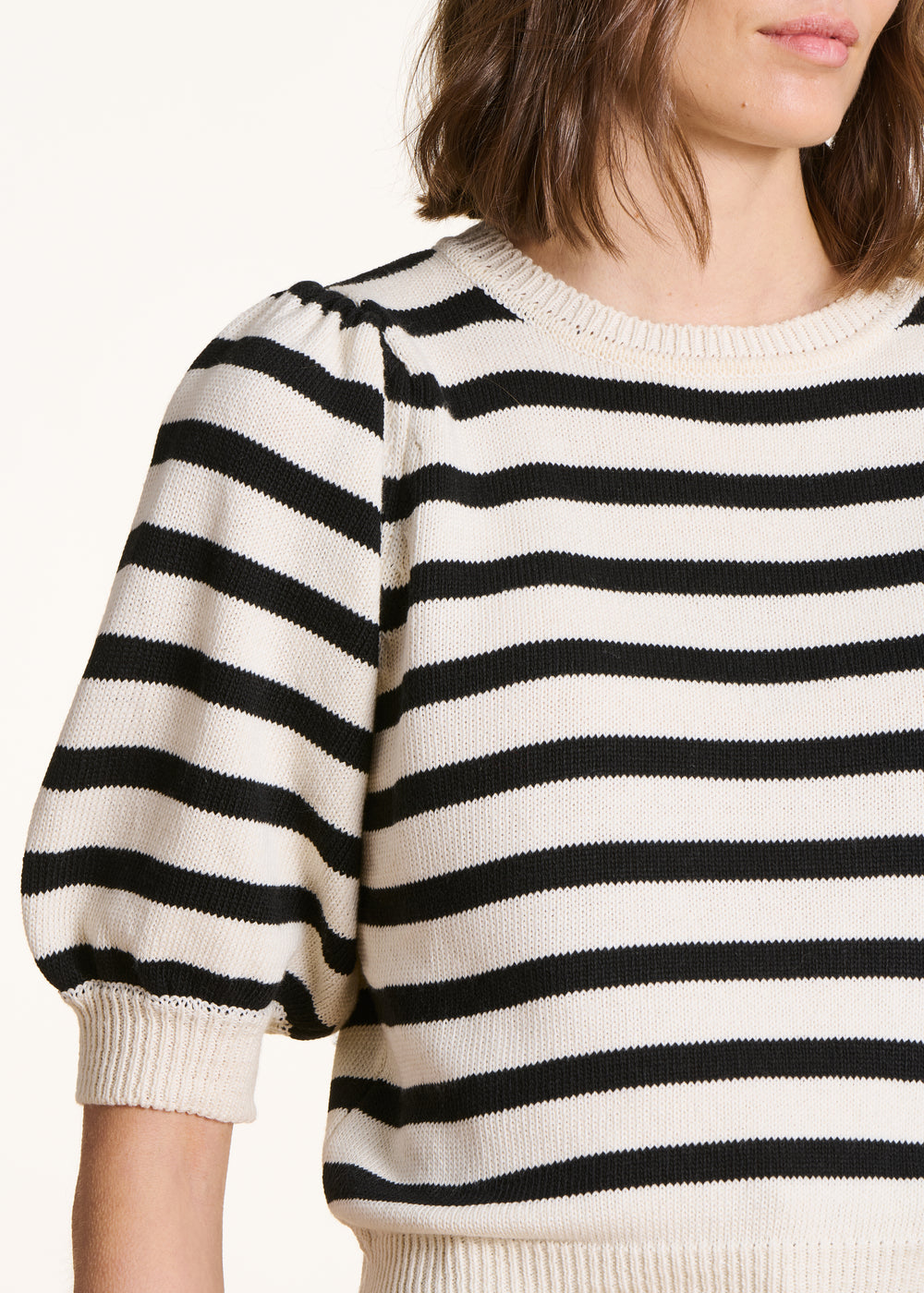 Striped round neck sweater - La Fée Maraboutée