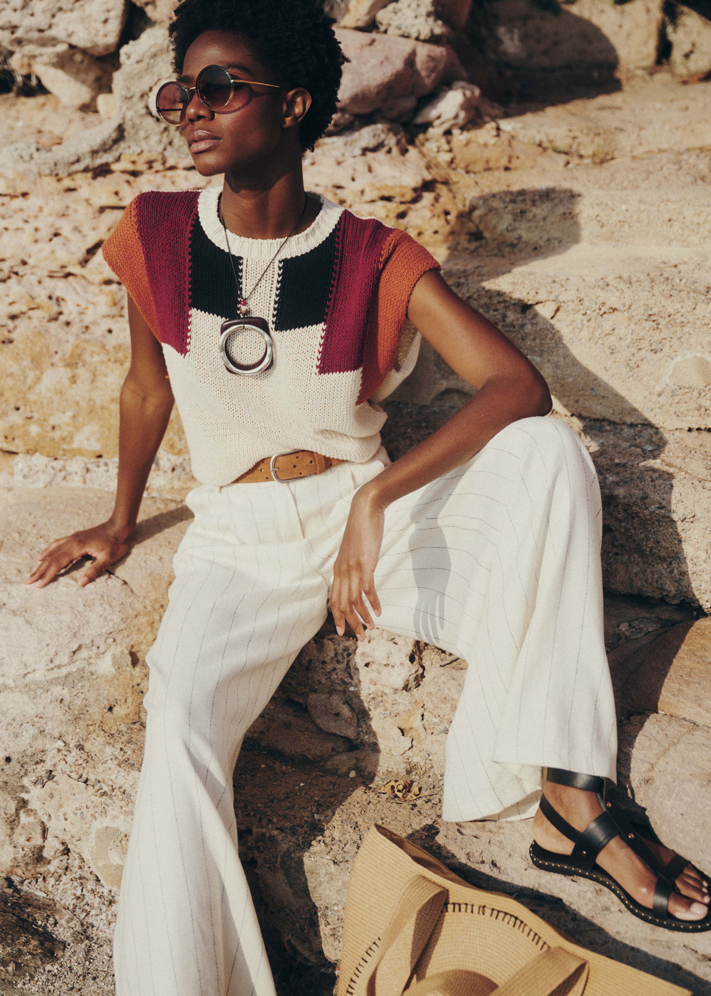 Pull blanc et marron col rond manches courtes - La Fée Maraboutée