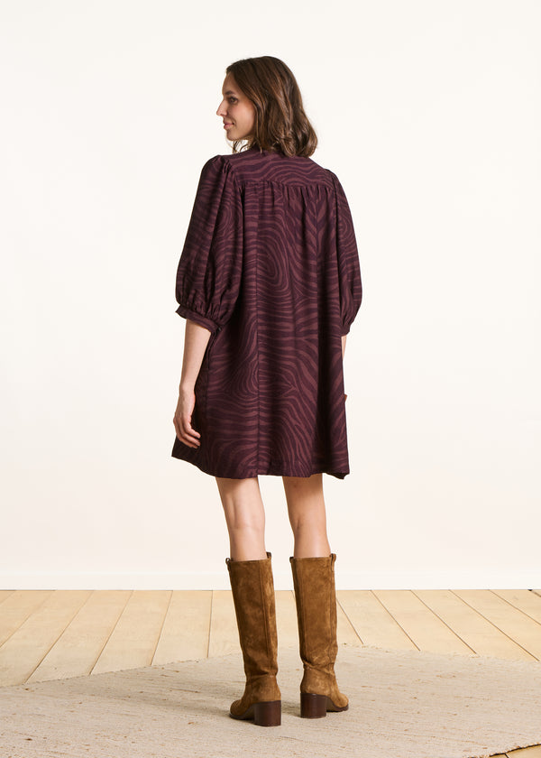 Robe courte marron à imprimé animalier - La Fée Maraboutée