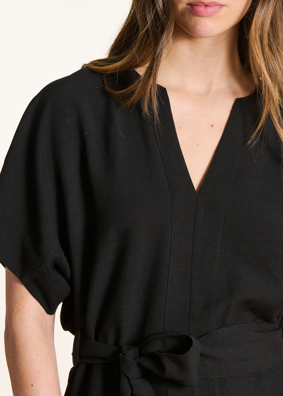 Loose short black dress with short sleeves - La Fée Maraboutée
